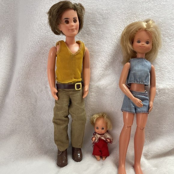 Mattel | Toys | Vintage 973 Mattel Sunshine Family Doll Set Mom Dad And ...